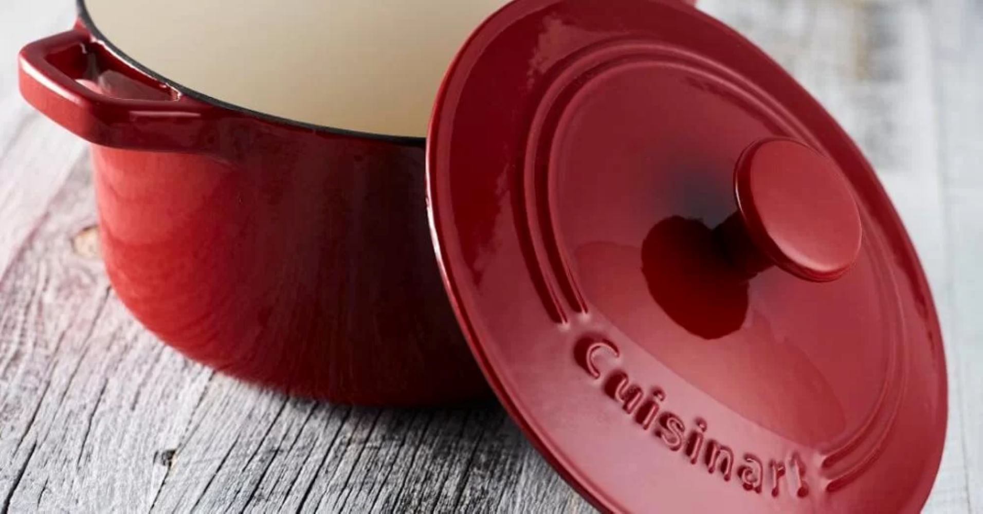 CAÇAROLA CUISINART CHEF'S CLASSIC EM FERRO FUNDIDO VERMELHO 5,5L CI755-30CR